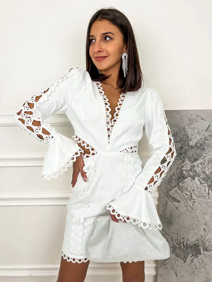 Laserom rezané elegantné šaty INDAYA | Starstyle.sk