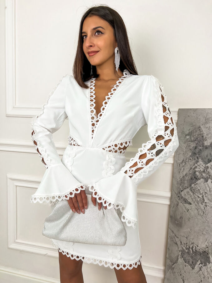 Laserom rezané elegantné šaty INDAYA | Starstyle.sk